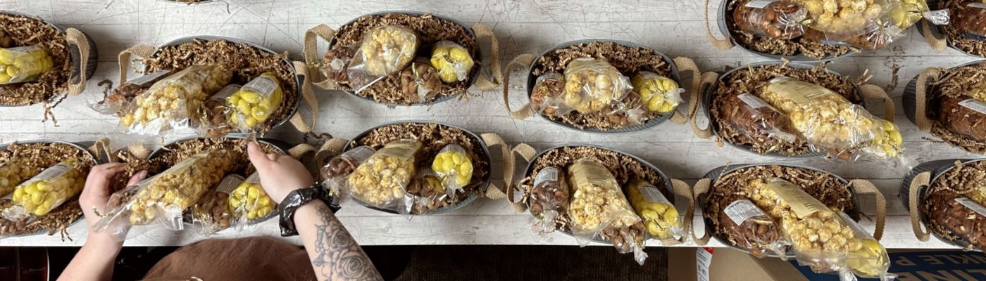 Gift Baskets | Gourmet Snacks | Roberts Ferry Gourmet